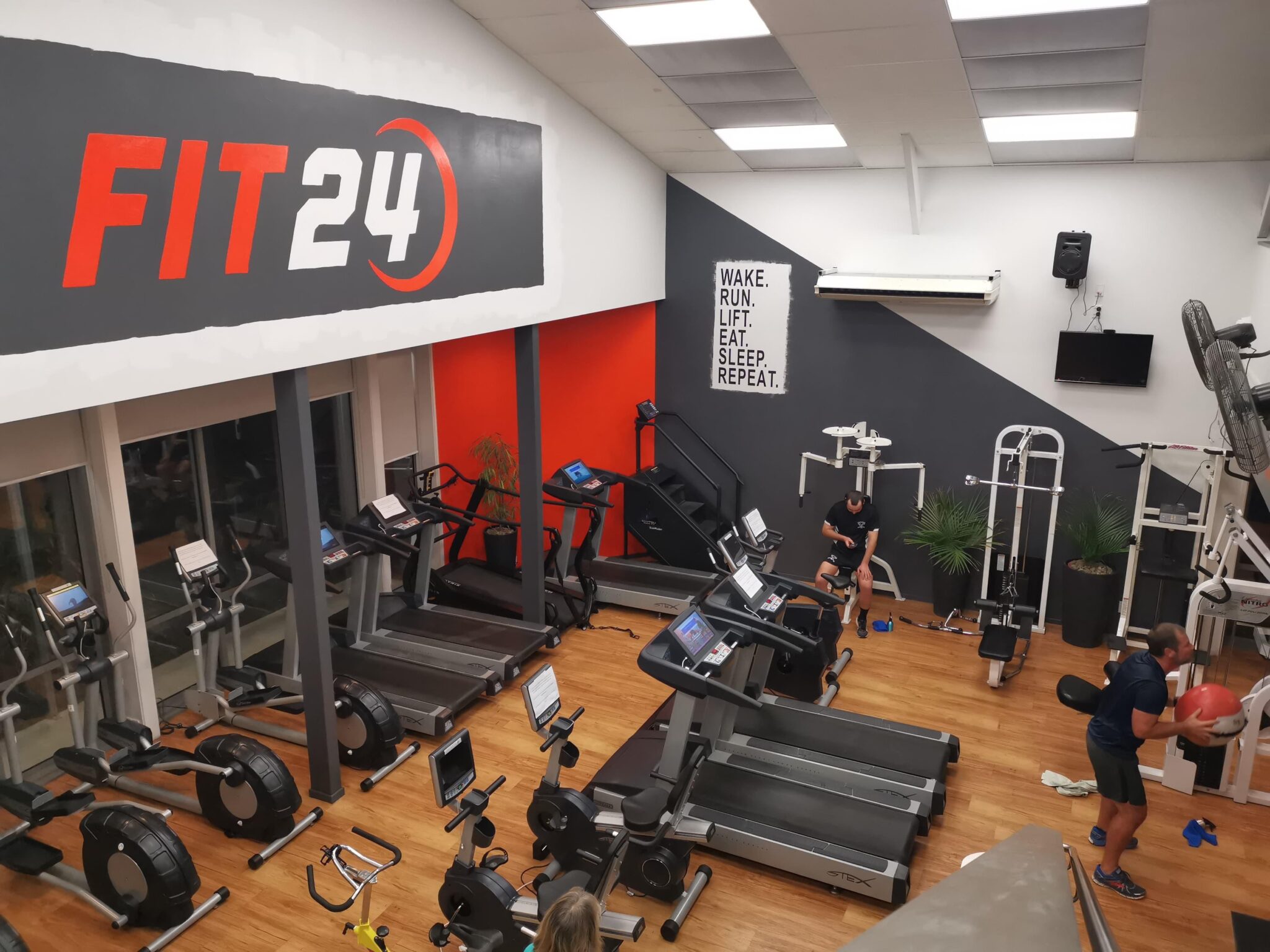 24 Hour Gym - FIT24 Christchurch